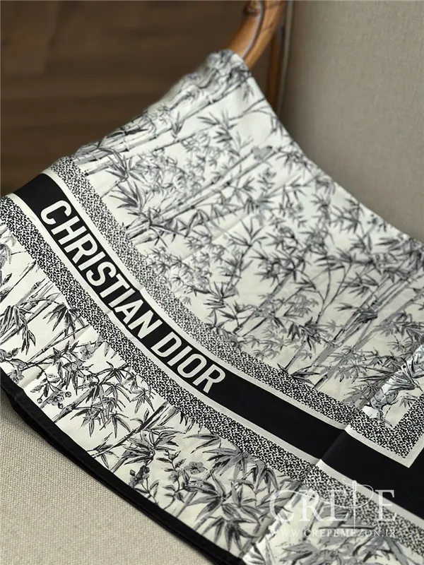 روسری ابریشم توییل طرح دیور قواره 85